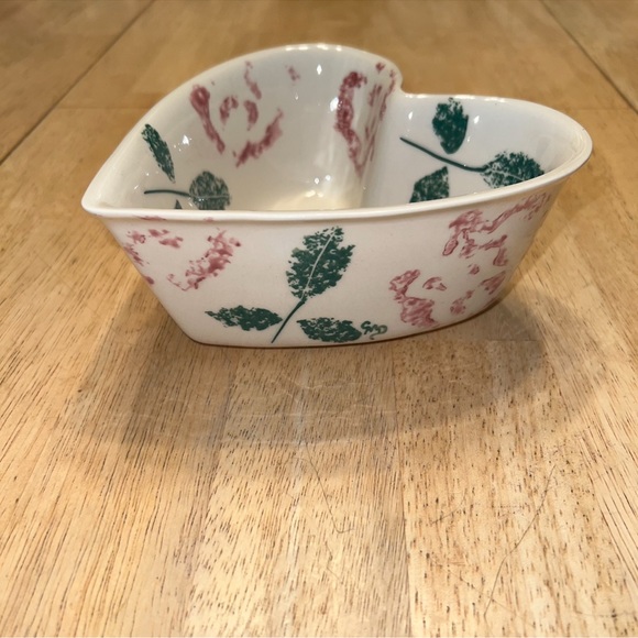 Accents | Vintage Hartstone Usa 1988 Pottery Heart Shaped Bowl | Poshmark